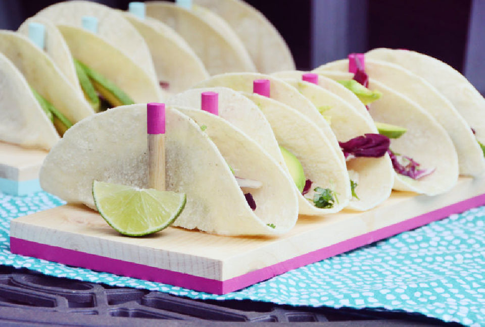 15 Homemade DIY Taco Holder Ideas