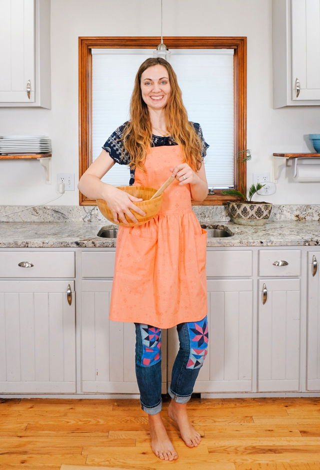 25 Easy and Free Apron Patterns to Sew {PDF Pattern}