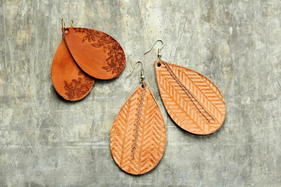 25 DIY Leather Earrings: How To Make Leather Earrings