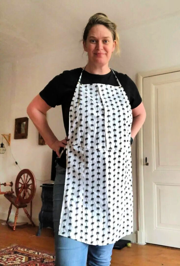 25 Easy and Free Apron Patterns to Sew {PDF Pattern}