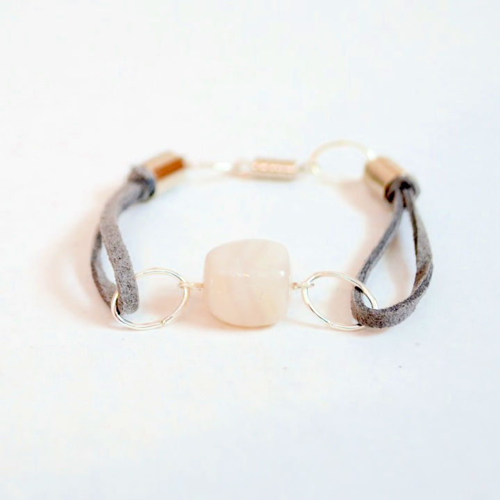 25 Stone Jewelry Making Ideas: Turn Stones Into Jewelry