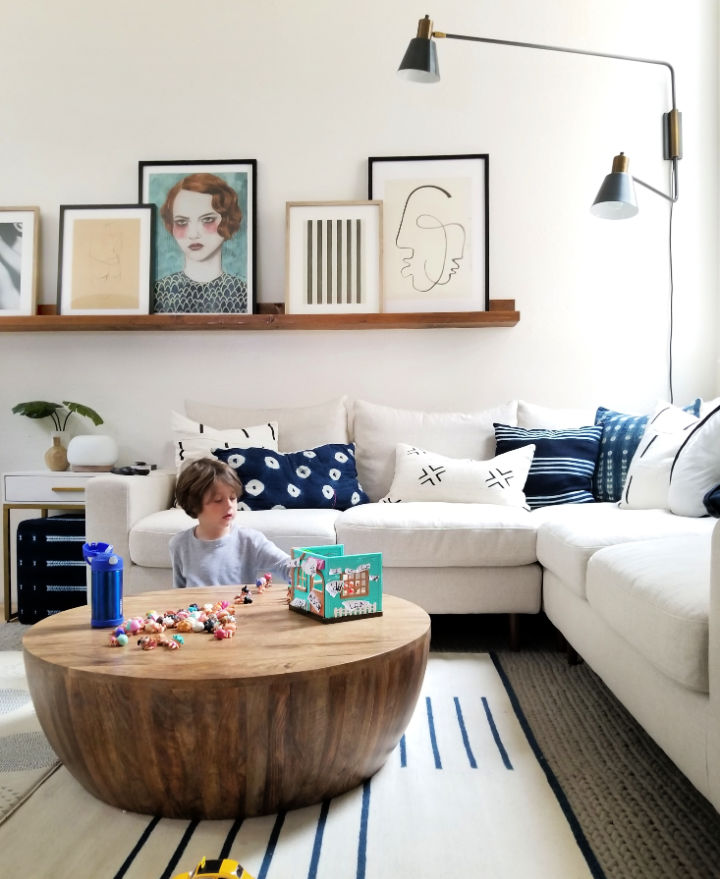 25 DIY Picture Ledge Ideas: Build Picture Ledge Shelf