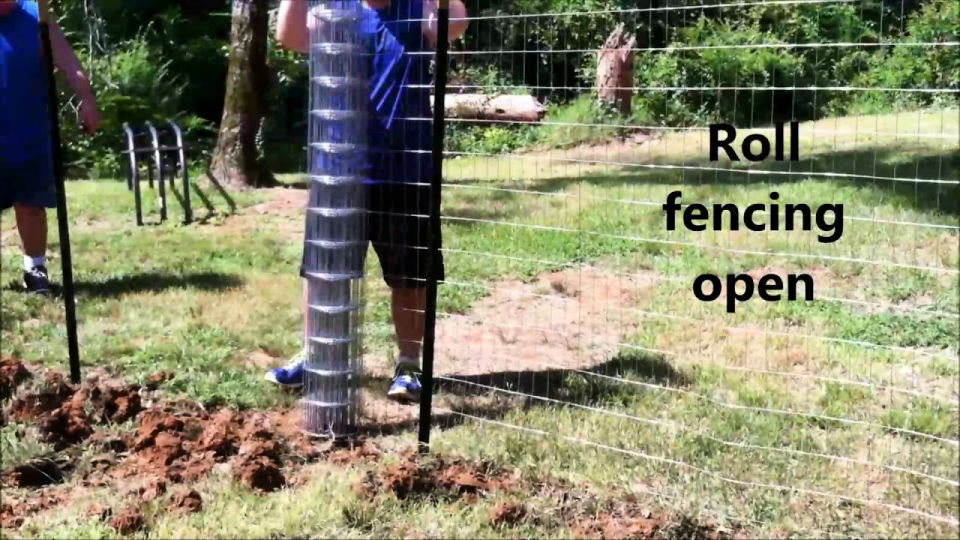 23 DIY Wire Fence Ideas: Learn How to Build a Wire Fence