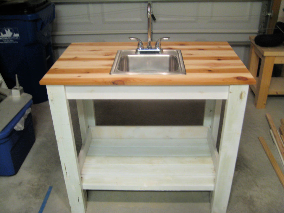 25 Homemade DIY Outdoor Sink Ideas: Build Garden Sink