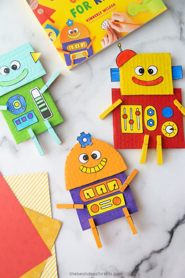 25 Robot Crafts for Kids (Preschoolers and Toddlers)