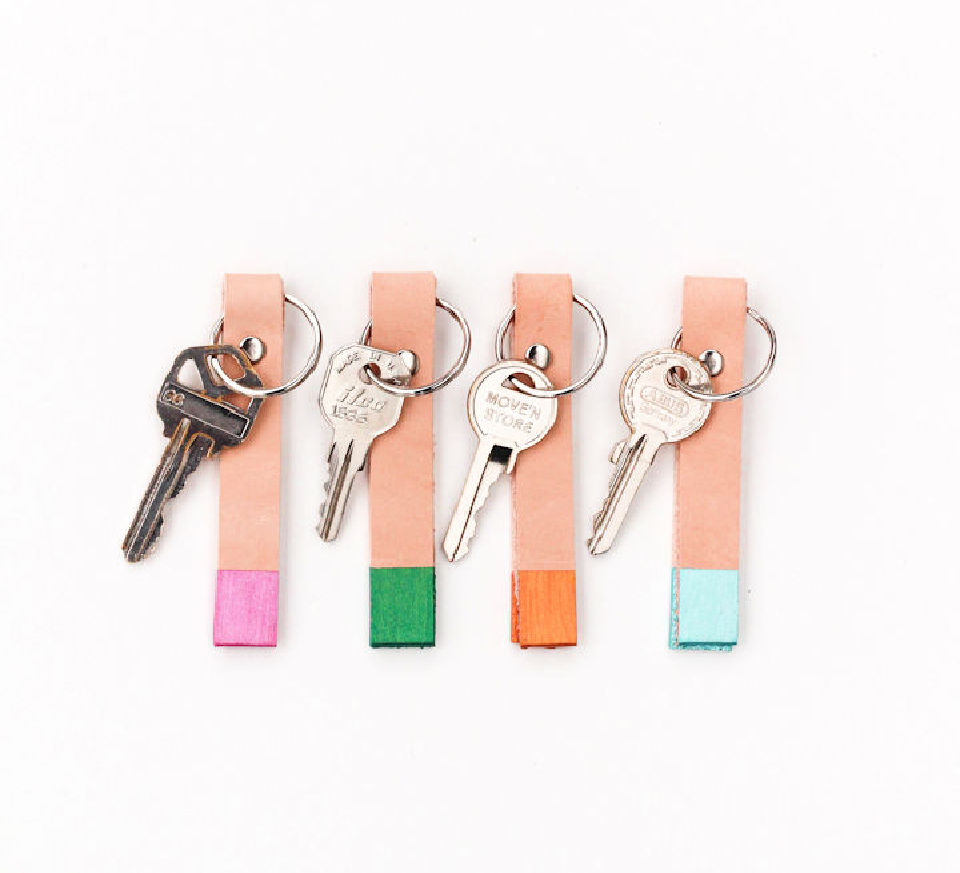 25 Homemade DIY Keychain Ideas: How To Make Keychains