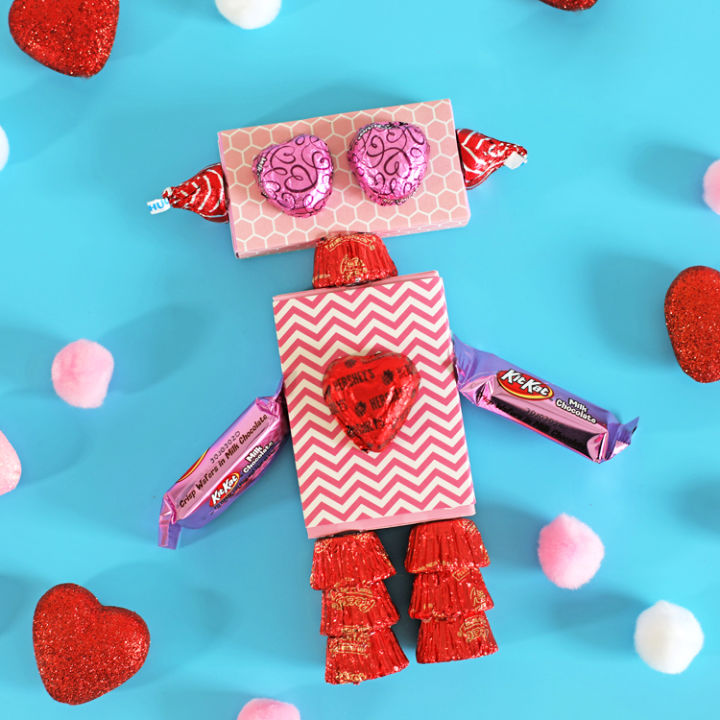 25 Robot Crafts for Kids (Preschoolers and Toddlers)