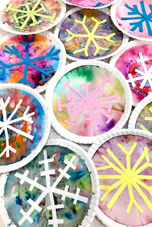 20 DIY Coffee Filter Snowflakes: Easy to Make at Home