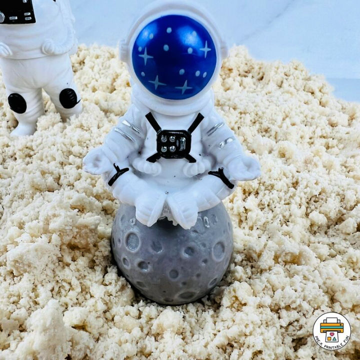 25 DIY Moon Sand Recipe List: How To Make Kinetic Sand