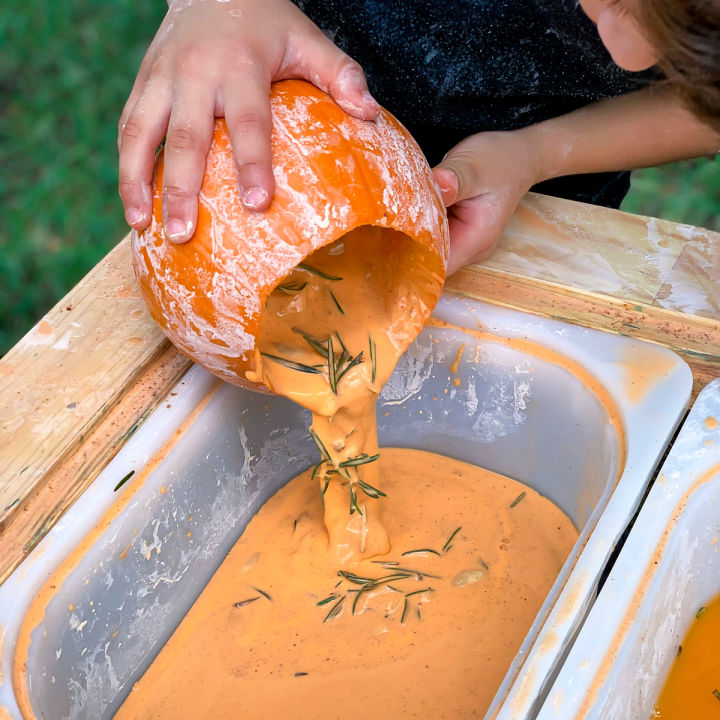 40 Quick and Easy Oobleck Recipe: How To Make Oobleck