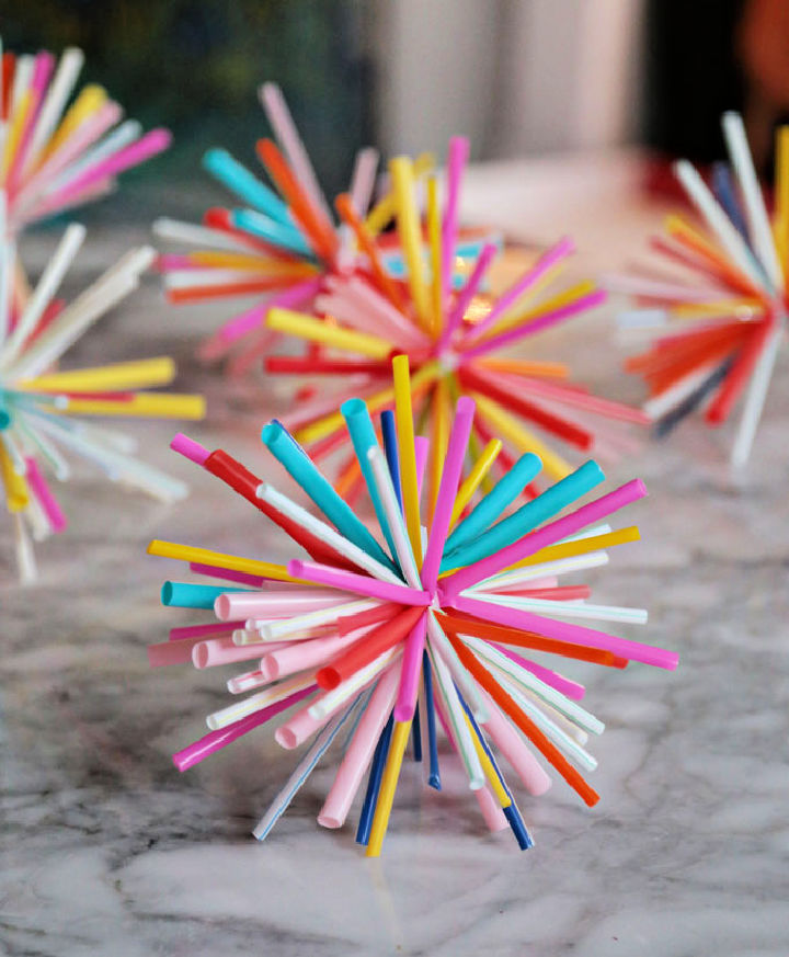 30 Easy Crafts with Straws: Things to Make with Straws
