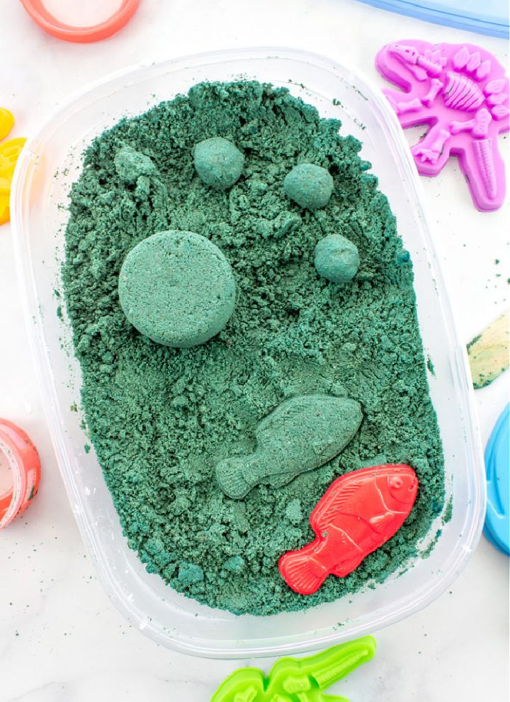 25 DIY Moon Sand Recipe List: How To Make Kinetic Sand