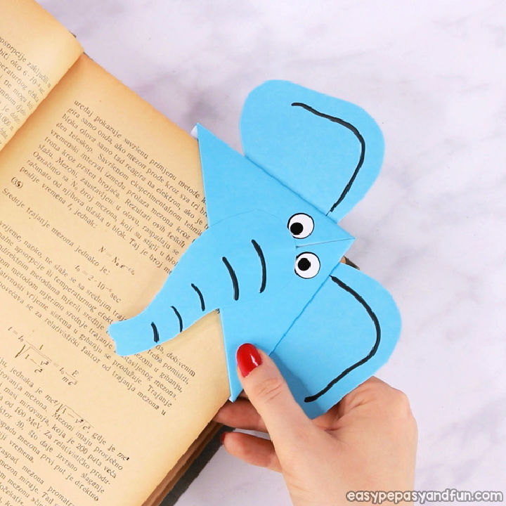 25 Fun Elephant Crafts and Arts for Kids