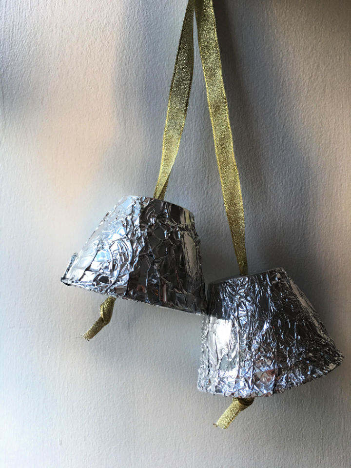 25 New Years Crafts for Kids (Preschoolers and Toddlers)