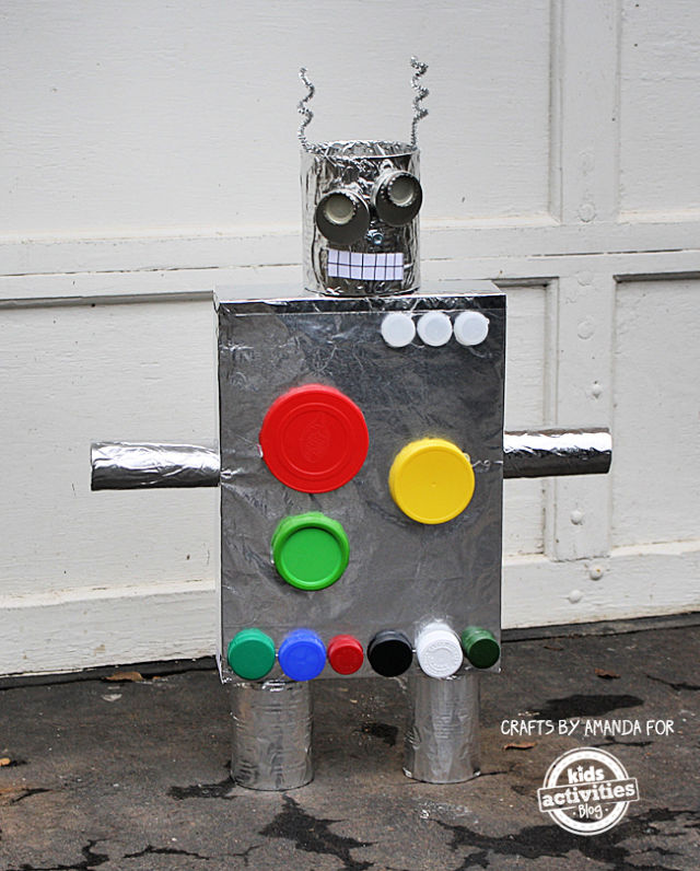25 Robot Crafts for Kids (Preschoolers and Toddlers)