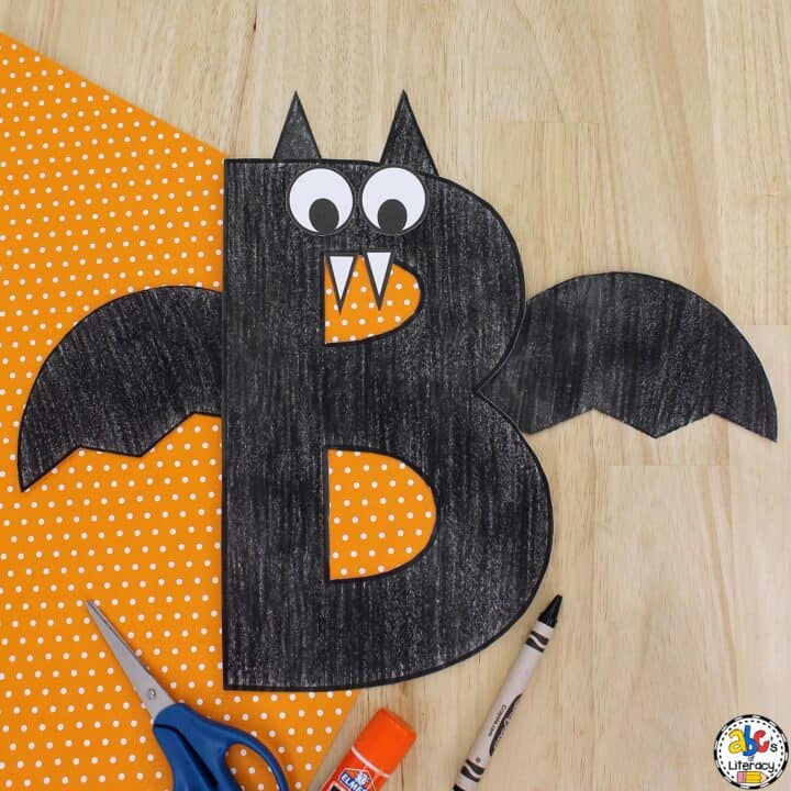 25 Easy Bat Crafts for Kids: Halloween Bat Craft Ideas