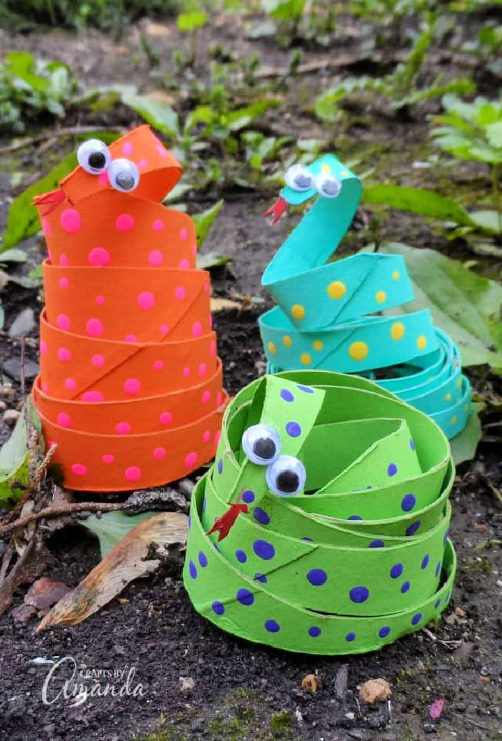 25 Easy Snake Crafts for Kids (Preschoolers & Toddlers)