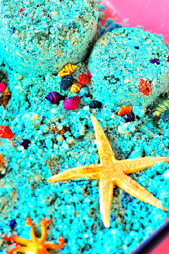 25 DIY Moon Sand Recipe List: How To Make Kinetic Sand