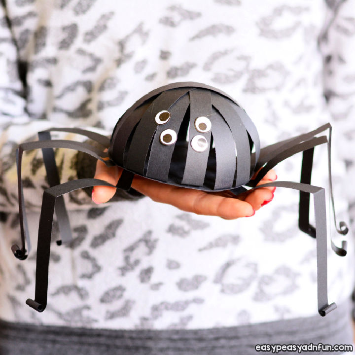 25 Easy Spider Crafts for Kids: Preschoolers & Toddlers