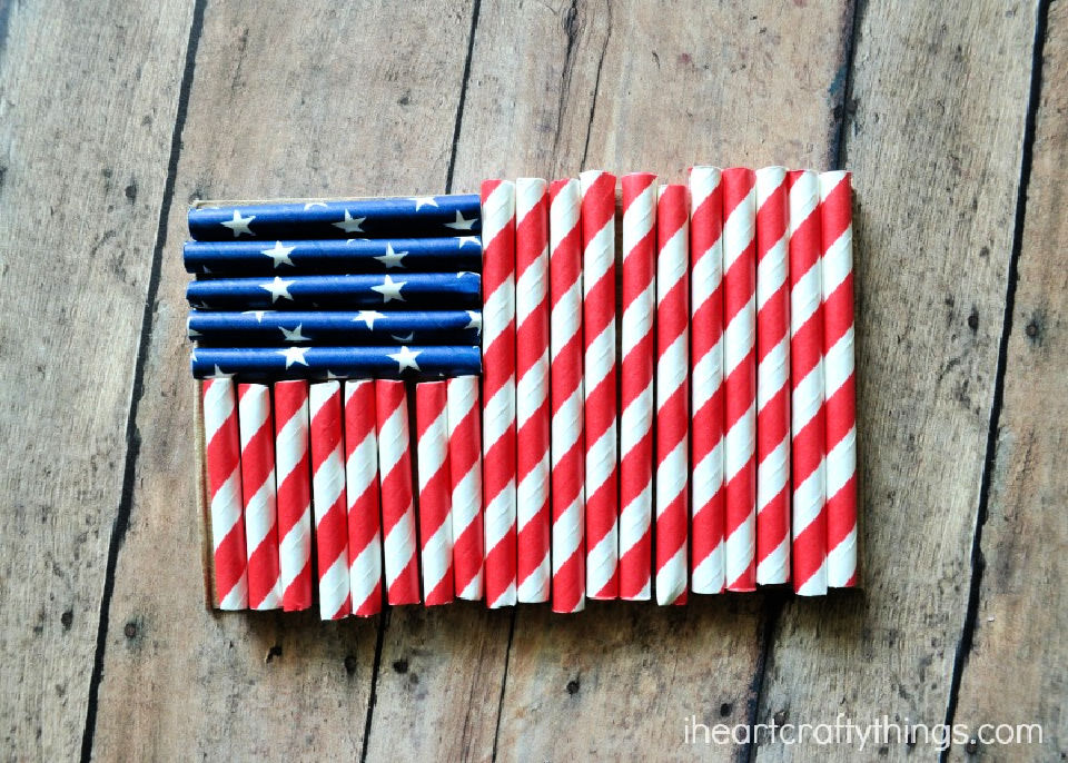 25 Easy American Flag Crafts for Kids: Flag Day Craft Ideas