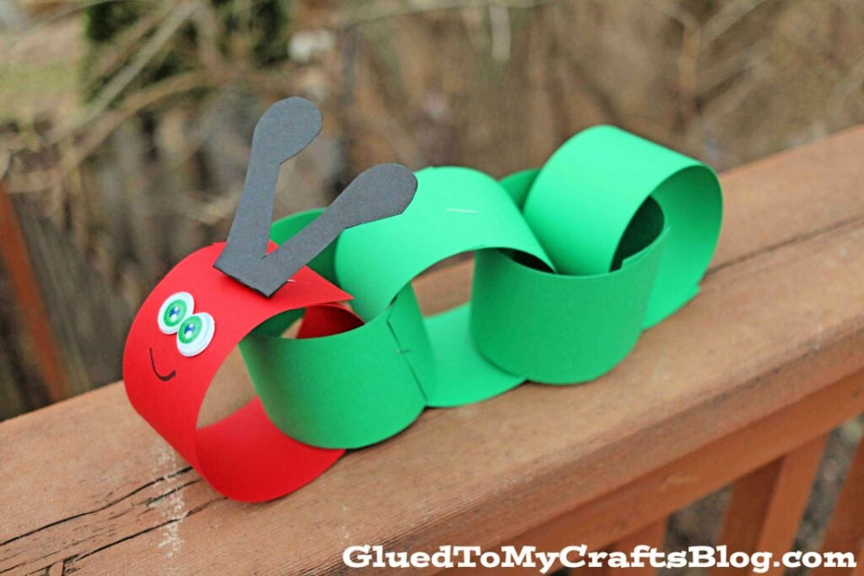 25 DIY Paper Chain Ideas: How To Make a Paper Chain