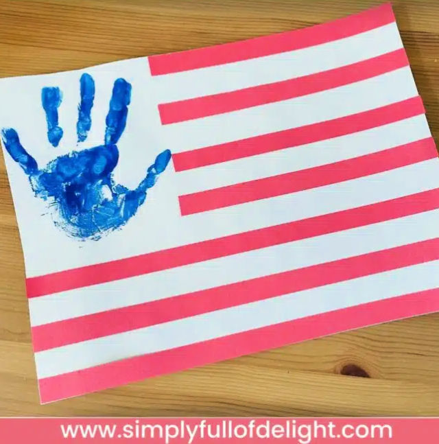 25 Easy American Flag Crafts for Kids: Flag Day Craft Ideas