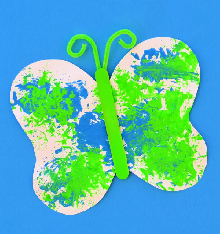 25 Butterfly Crafts for Kids: Easy Butterfly Art Projects