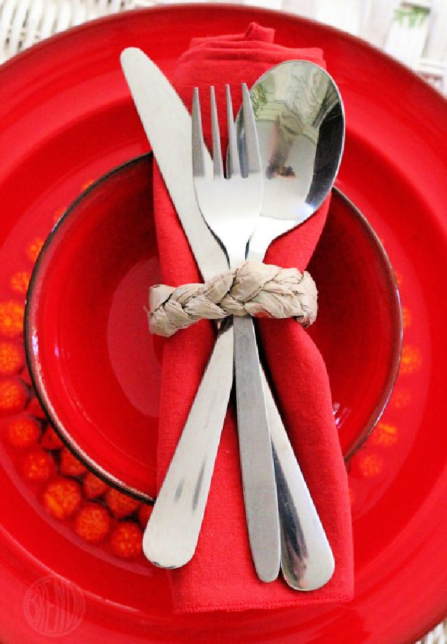 25 Easy Plastic Bag Crafts: Things to Make with Plastic Bags